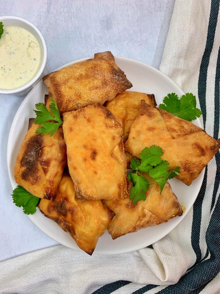 Buffalo Chicken Egg Rolls - thechowdown