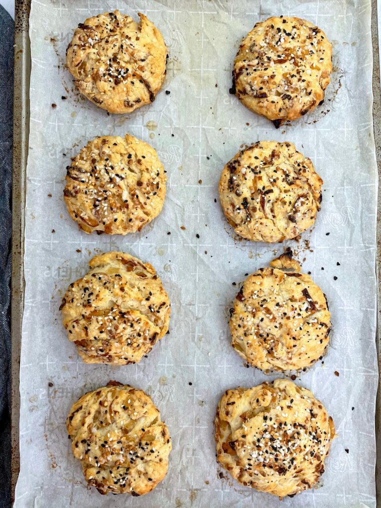 Caramelized Onion and Everything Bagel Biscuits - thechowdown