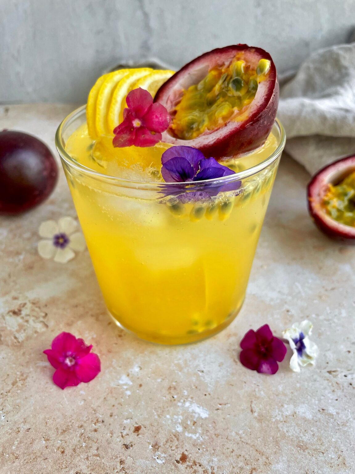 Tropical Passion Fruit Cocktail - thechowdown