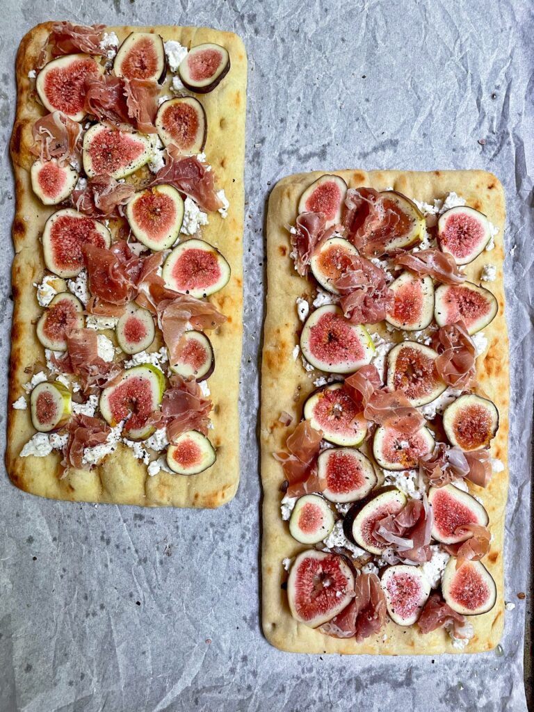 Fig and Goat Cheese Flatbread - thechowdown